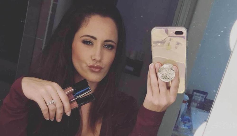 Is Revitalizing JE Cosmetics Line Evans Breakthrough?